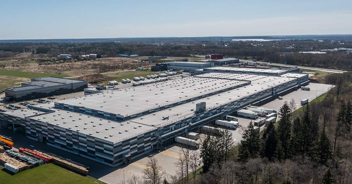 Prekes į „Lidl“ parduotuves pristato biometanu varomi vilkikai - Lidl ...